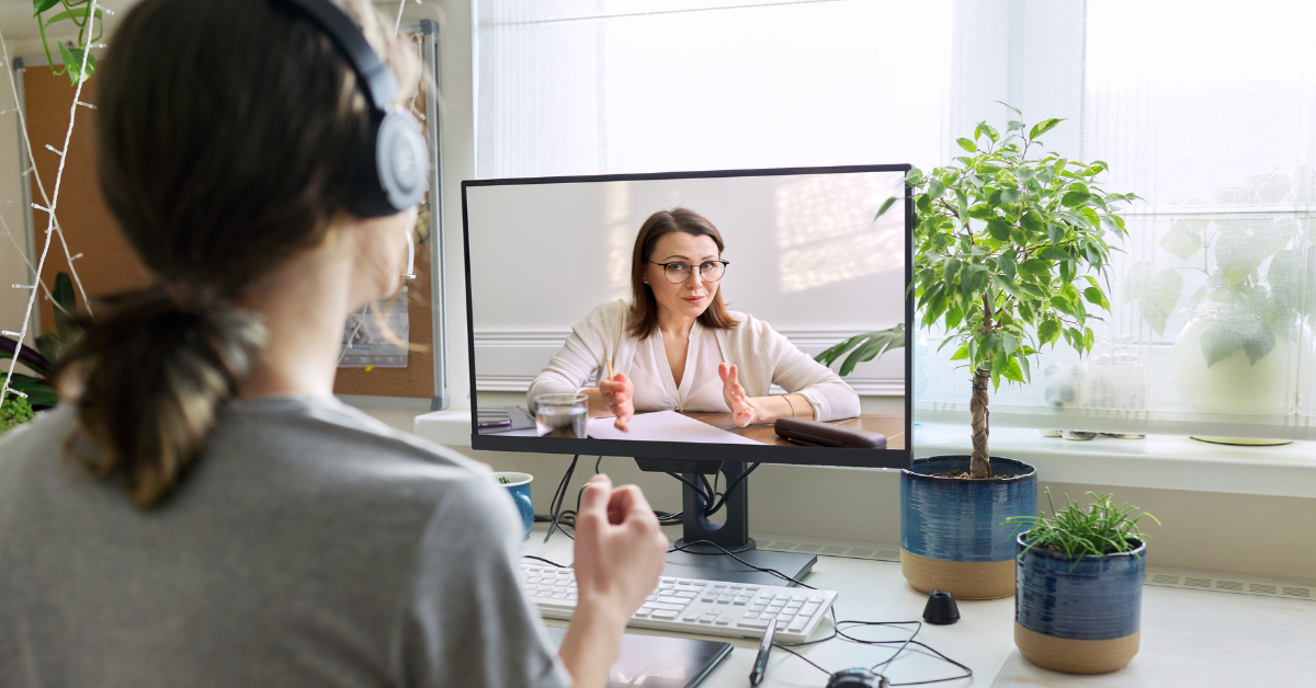 Virtual Interview Etiquette: 15 Expert Tips to Stand Out Online